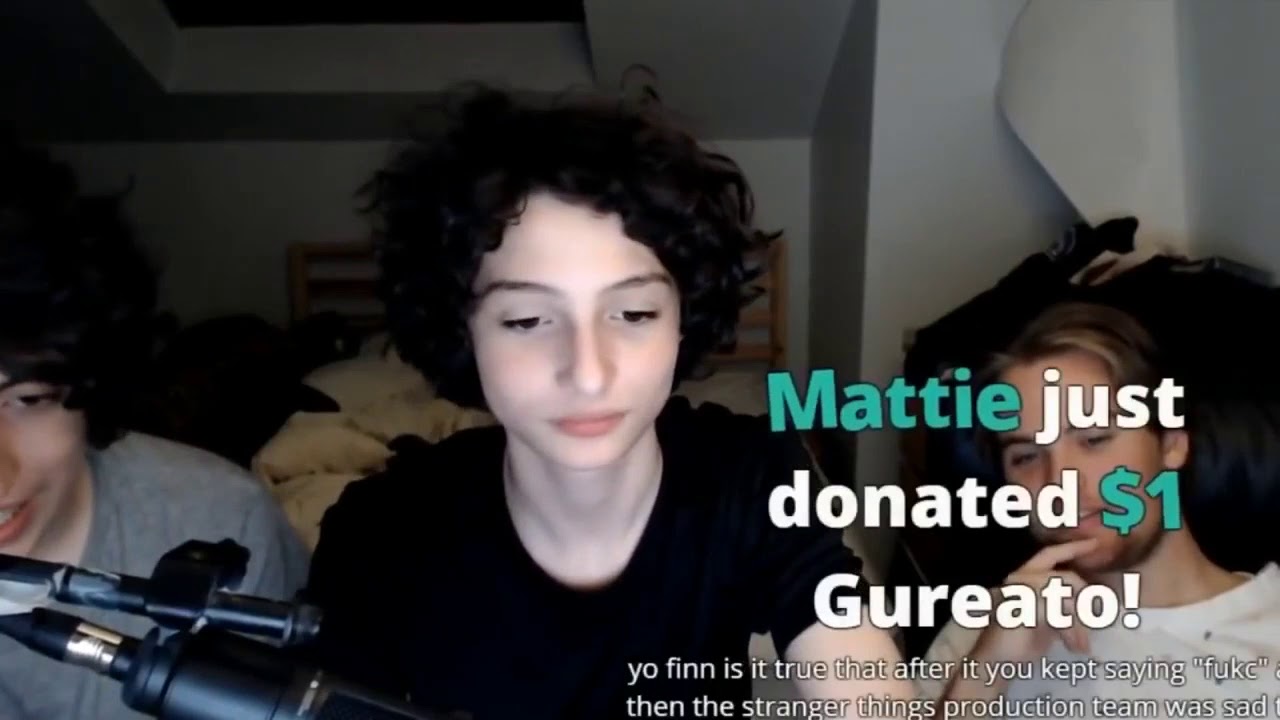 Finn Wolfhard singing, your welcome - YouTube