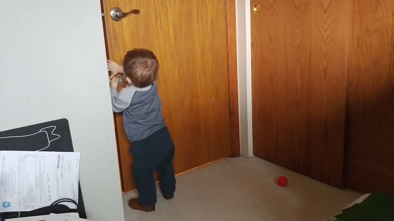 2017-02-17 Door tricks - YouTube