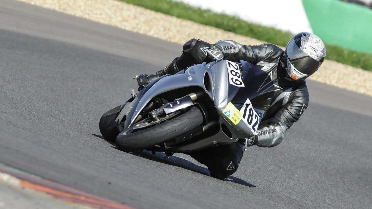 Mettet 12.07.2013 highsider almost crash (race training) - YouTube
