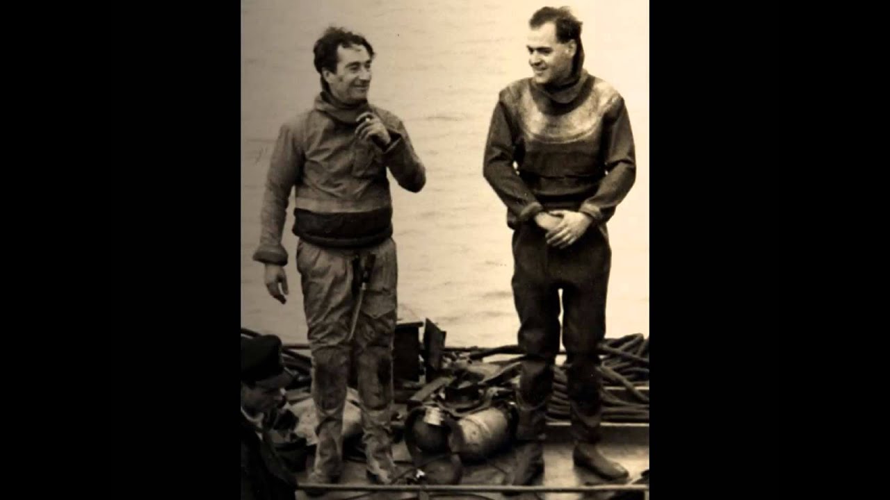 Royal Navy Divers WW2 - YouTube