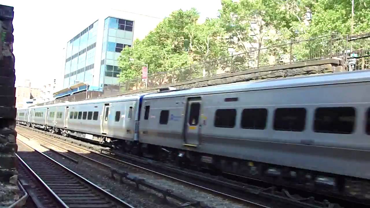 Metro North : 8 Car Train Of M7As Heading Towards 125th Street Station ...