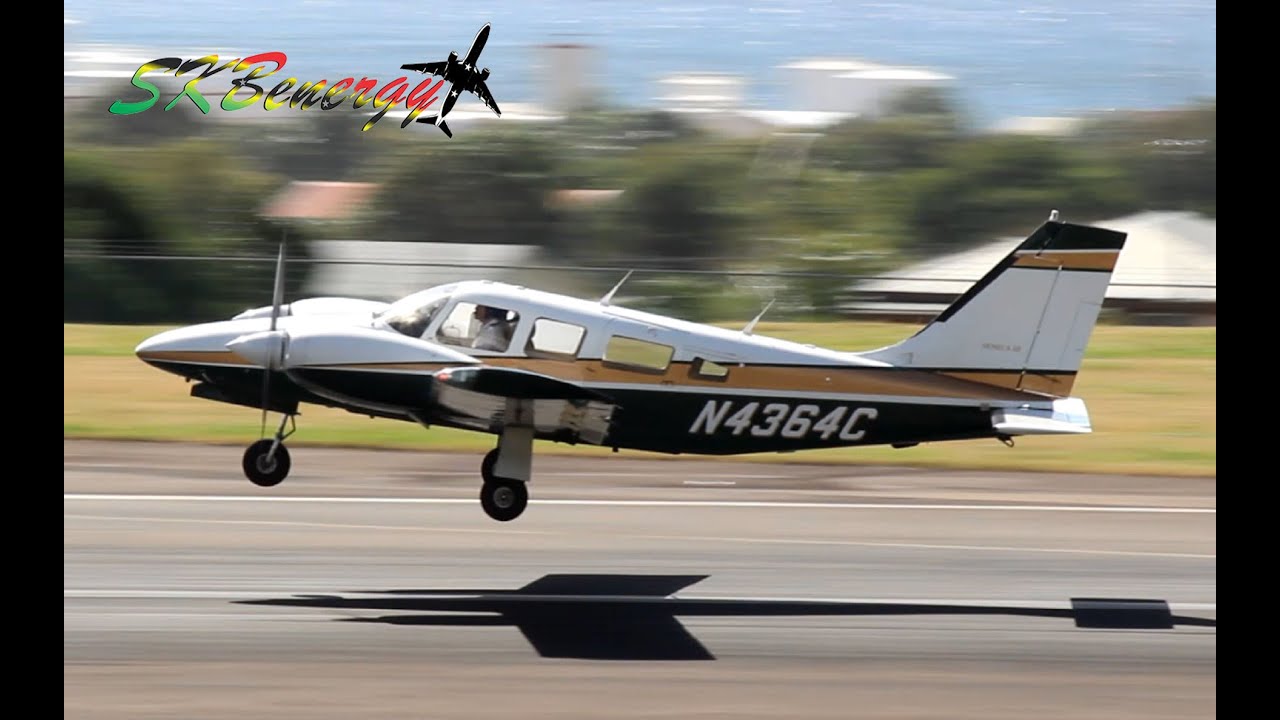 9 Small Prop Arrivals - Piper Seneca - Cessna 208 Caravan - BN-2 ...