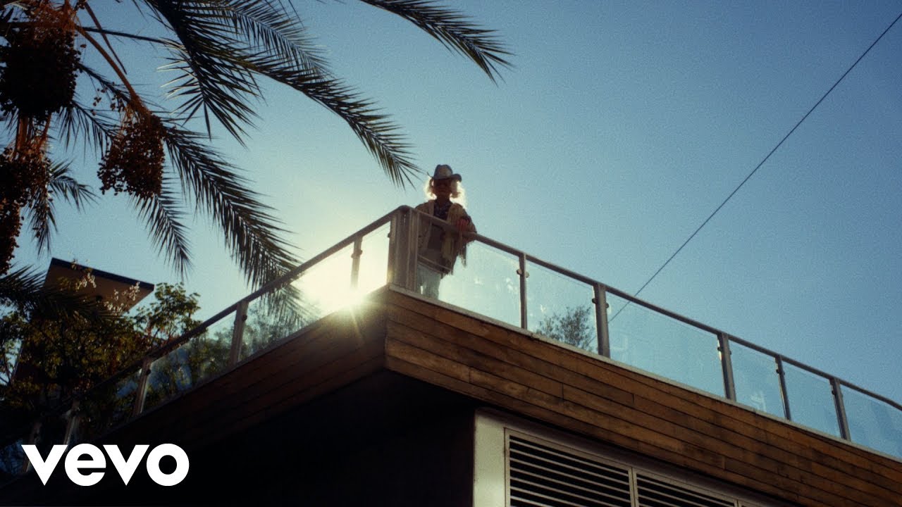 MOSSS - Cowboy Cologne (Official Music Video) - YouTube