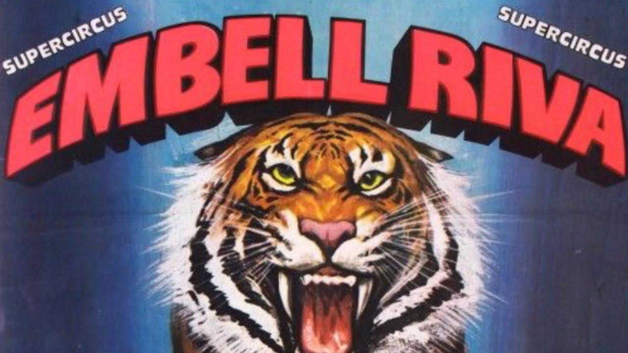 Circo Embell Riva: Lorella Cuccarini intervista la famiglia Bellucci a ...