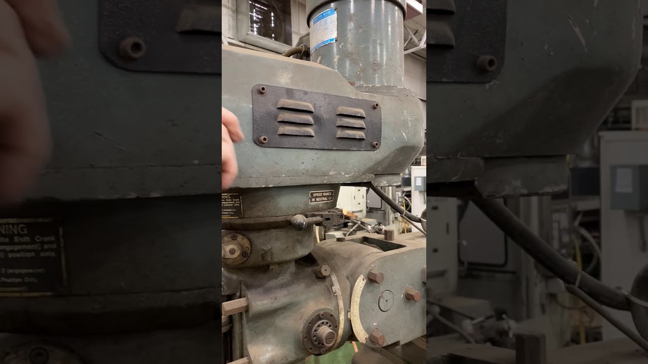 Maxport Vertical Milling Machine - YouTube