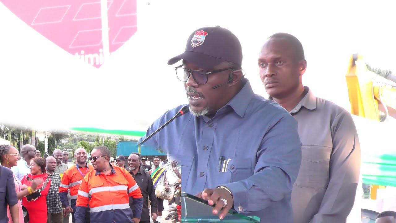 MKUU WA MKOA MH. ADAM MALIMA AZINDUA WIKI YA MADINI FEMATA - YouTube