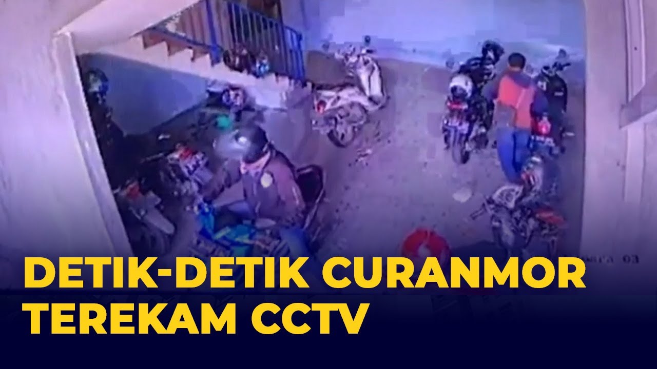 Aksi Curanmor Terekam CCTV, Ancam Warga Pakai Senjata! - YouTube