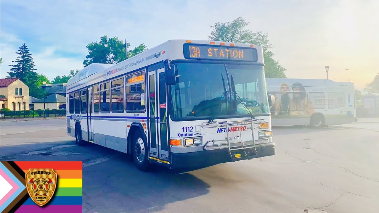 NFTA Metro Buses At University - YouTube