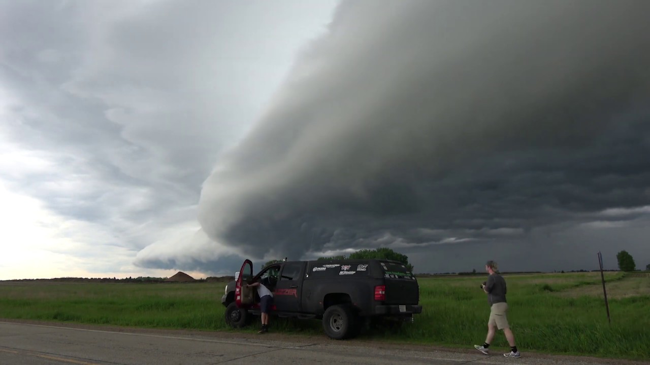 Storm Chasing Tours - YouTube