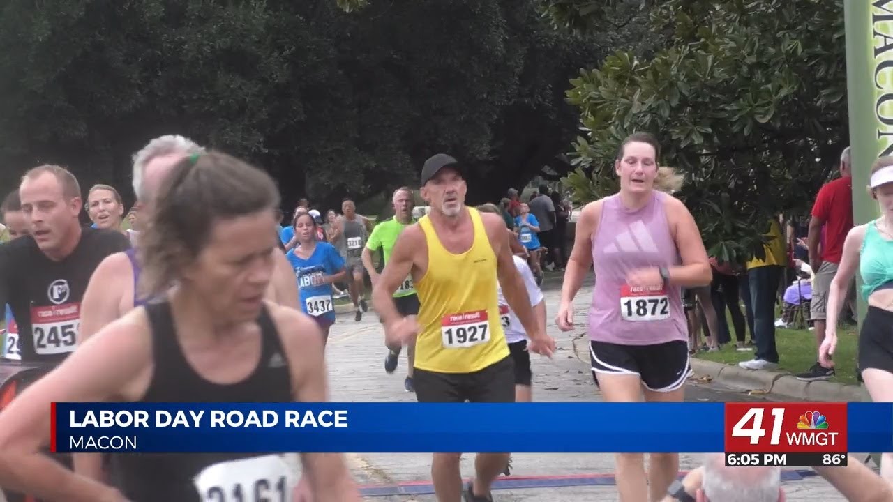 Participants take their mark at the 45th Annual Macon Labor Day Race ...