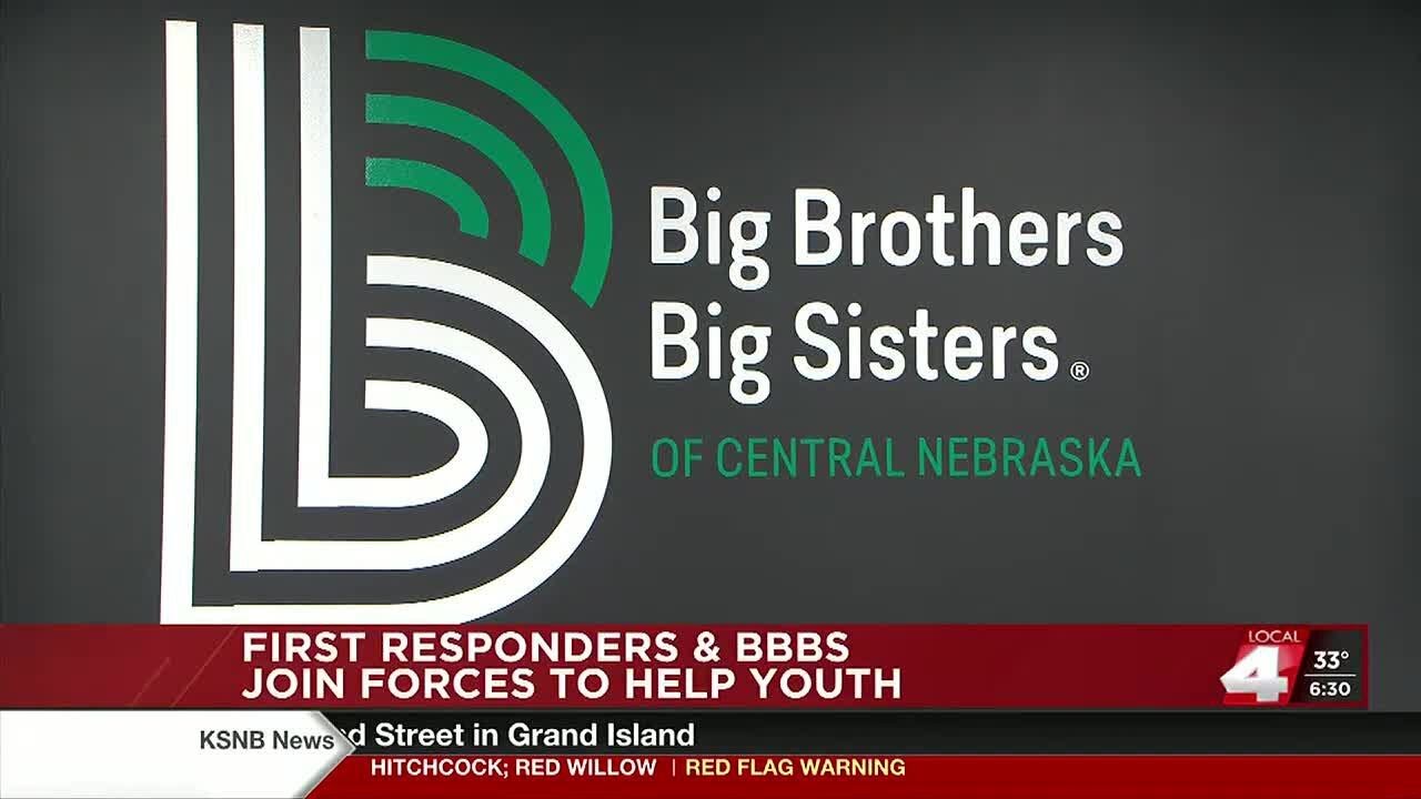 Bigs with Badges program to help youth in the community - YouTube