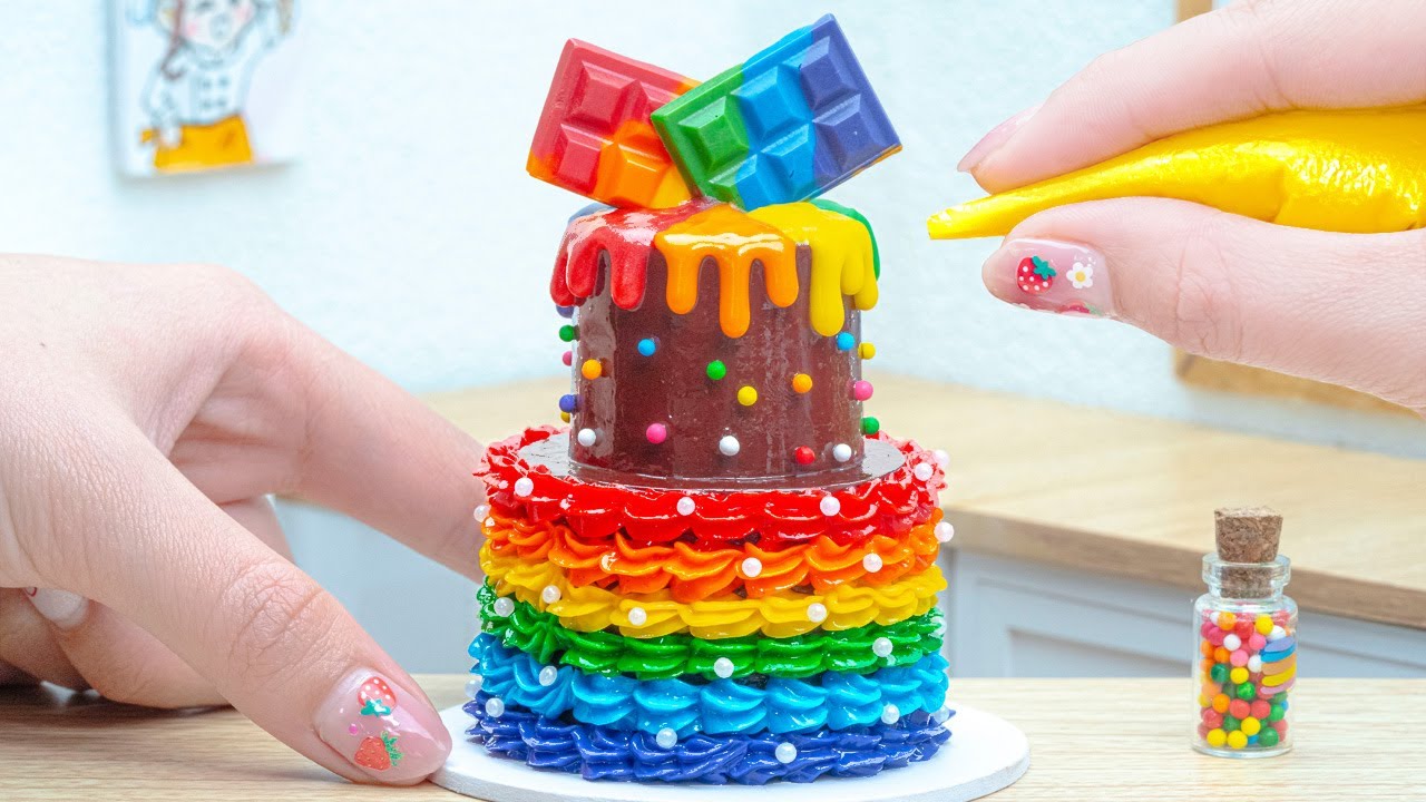 Miniature Rainbow Buttercream Chocolate Cake 🍫🌈| Satisfying Mini ...