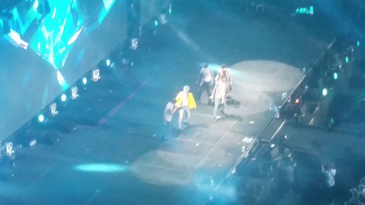 [FANCAM] 170302 One K Concert In Manila - SHINee (Everybody) - YouTube
