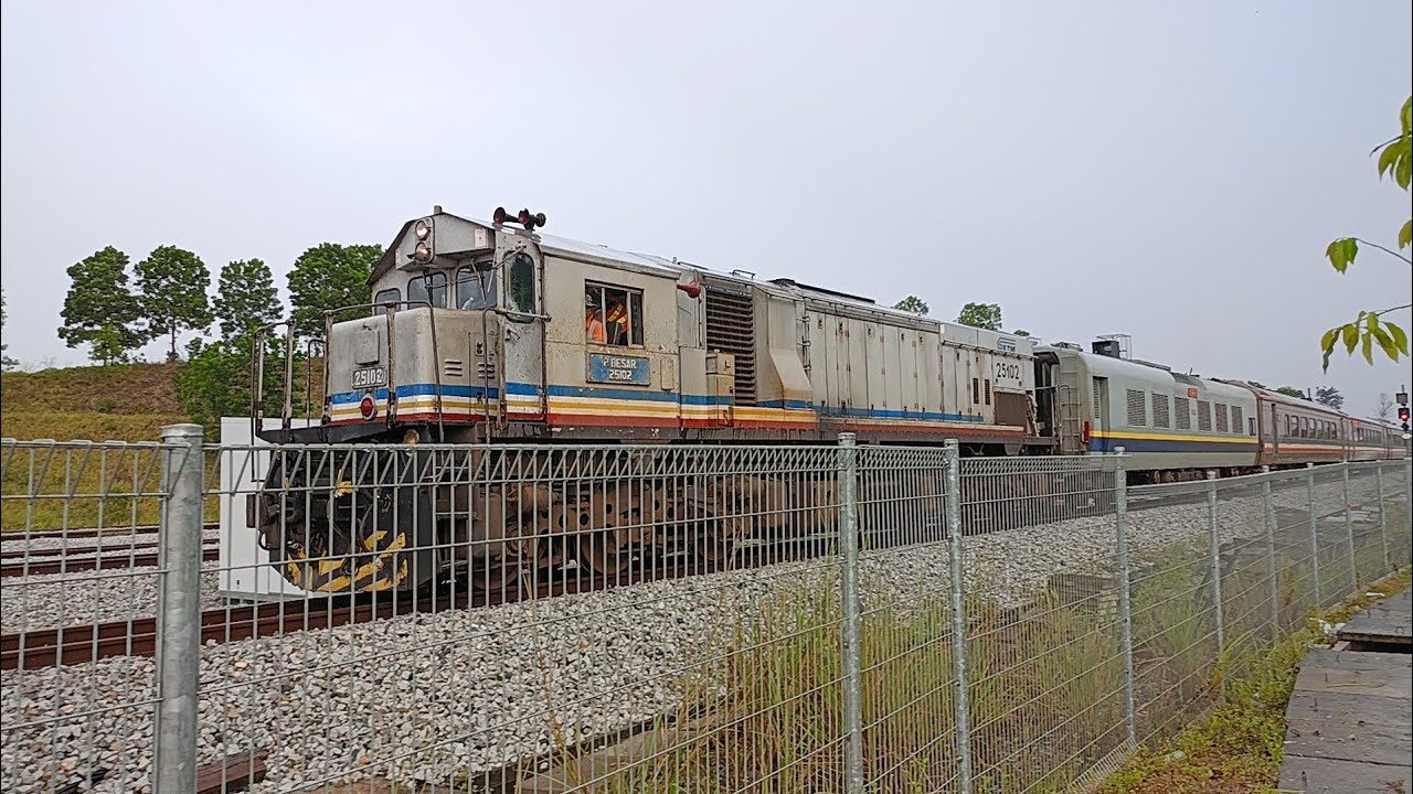 18/12/2024 [KTMB] Southern Shuttle 43 (Empty Rakes) Trainspotting at ...