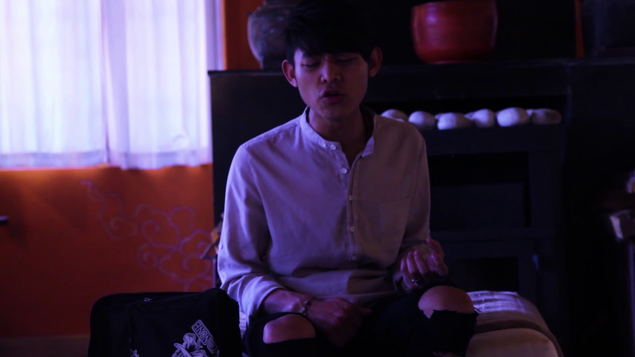 Tsampaka - O` Strangers ft Tsherie [Official Video] - YouTube