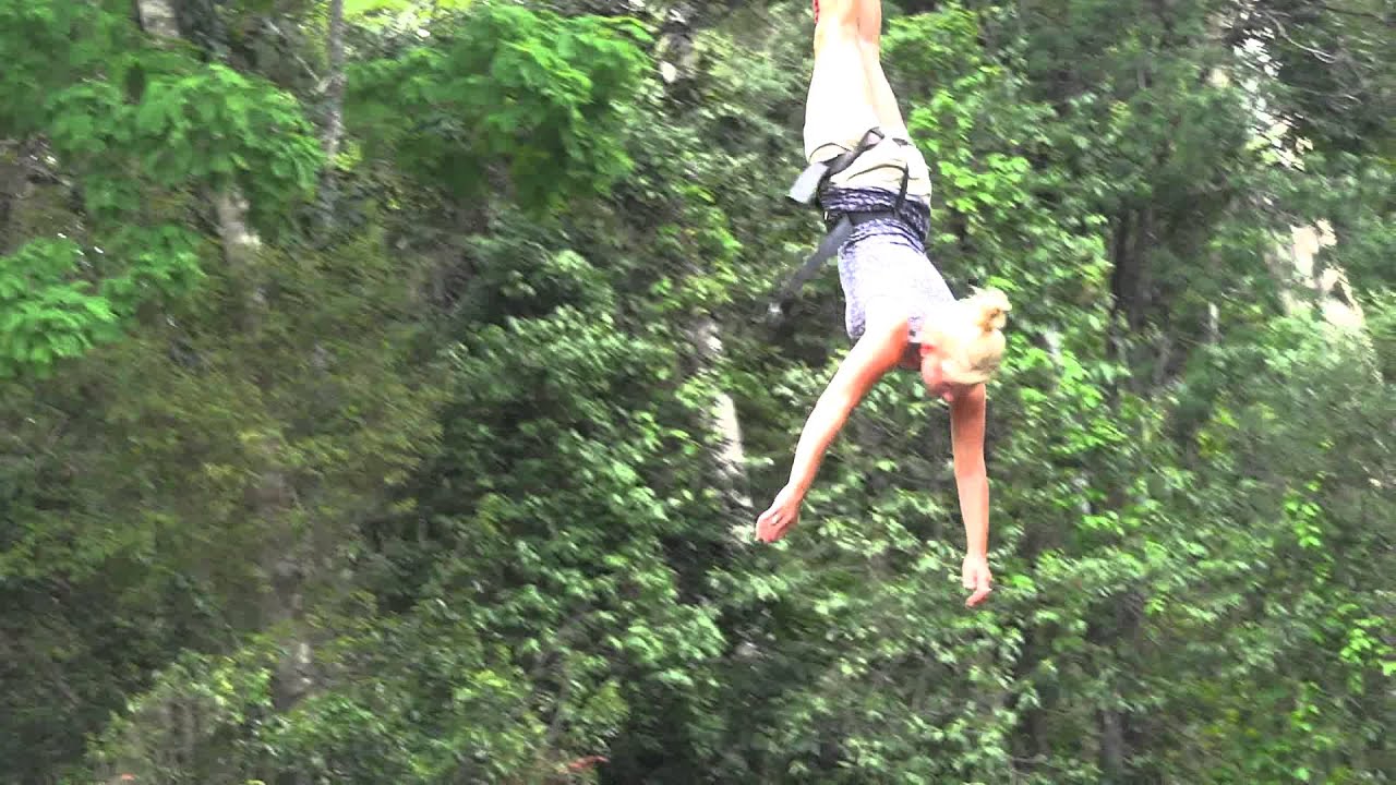Noor Bungee Jump Cairns Australia 2011 - YouTube