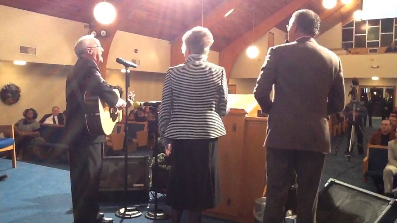The McCool Family Singing "Lately I've Had Heaven On My Mind" - YouTube