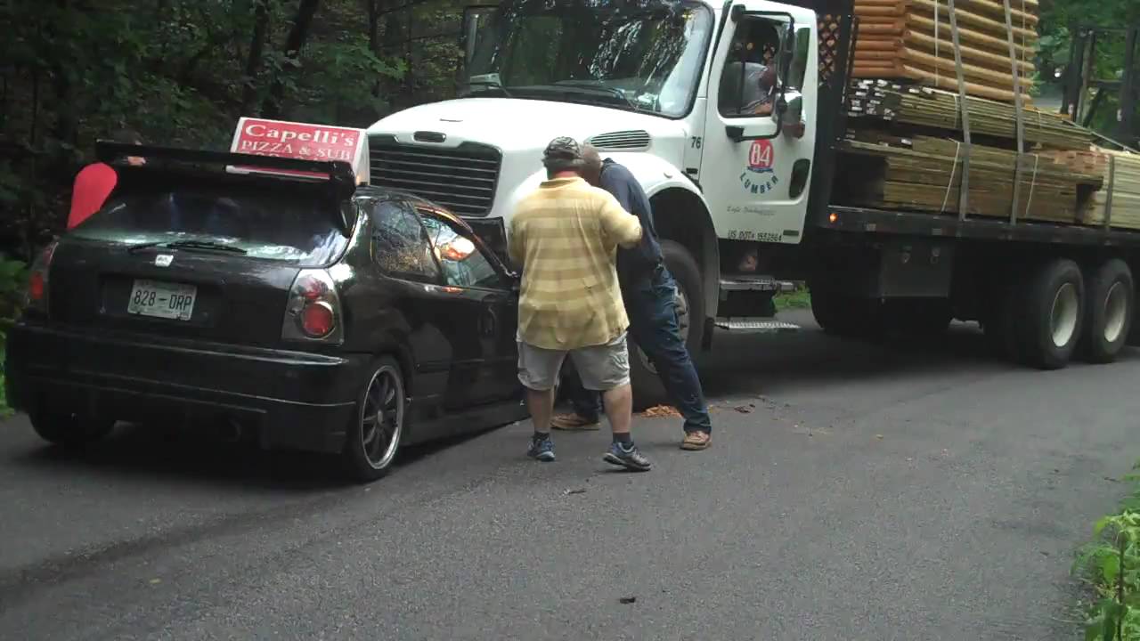 Pizza Delivery FAIL - YouTube