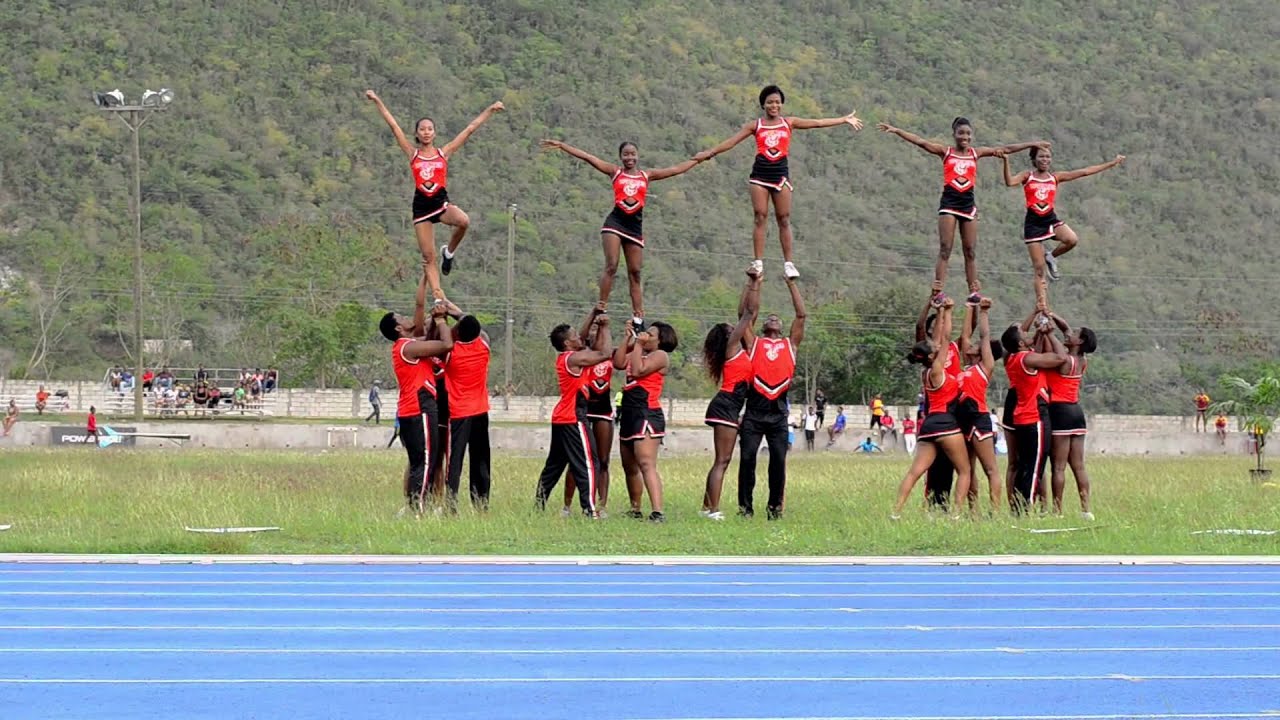 ELR Towers Hall Cheer 2016 - YouTube