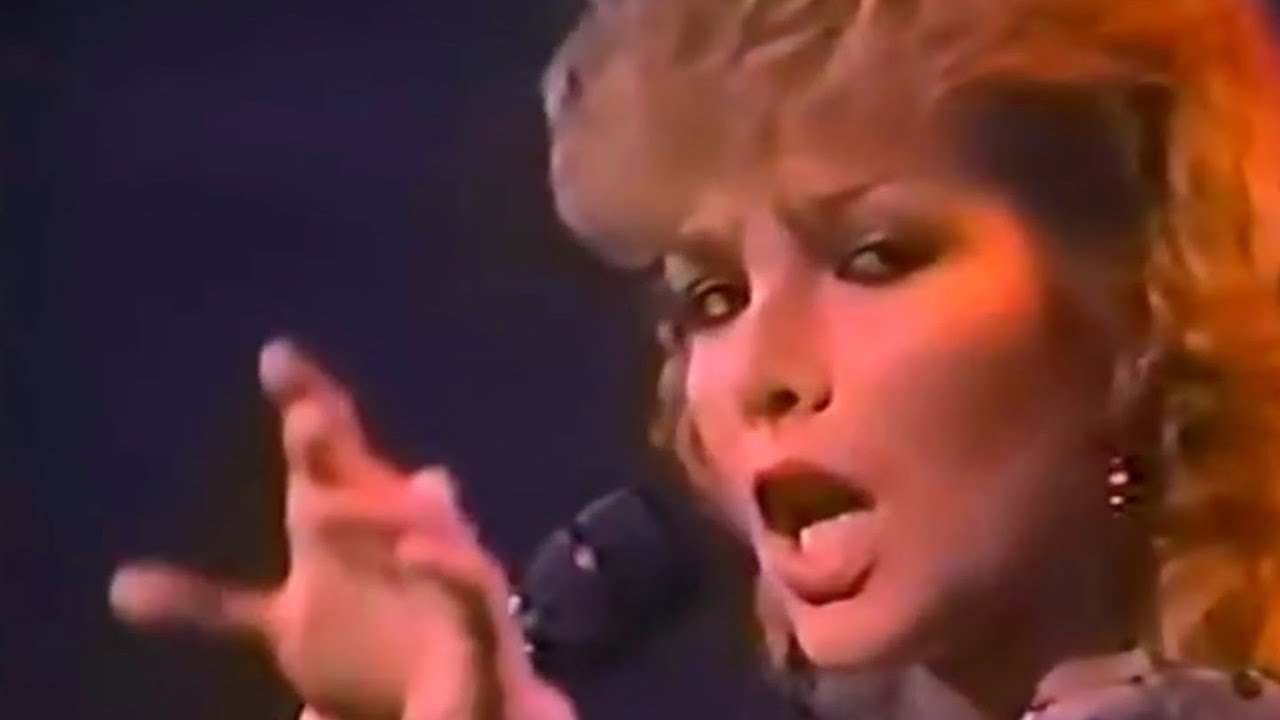 MARISELA ENAMORADA Y HERIDA