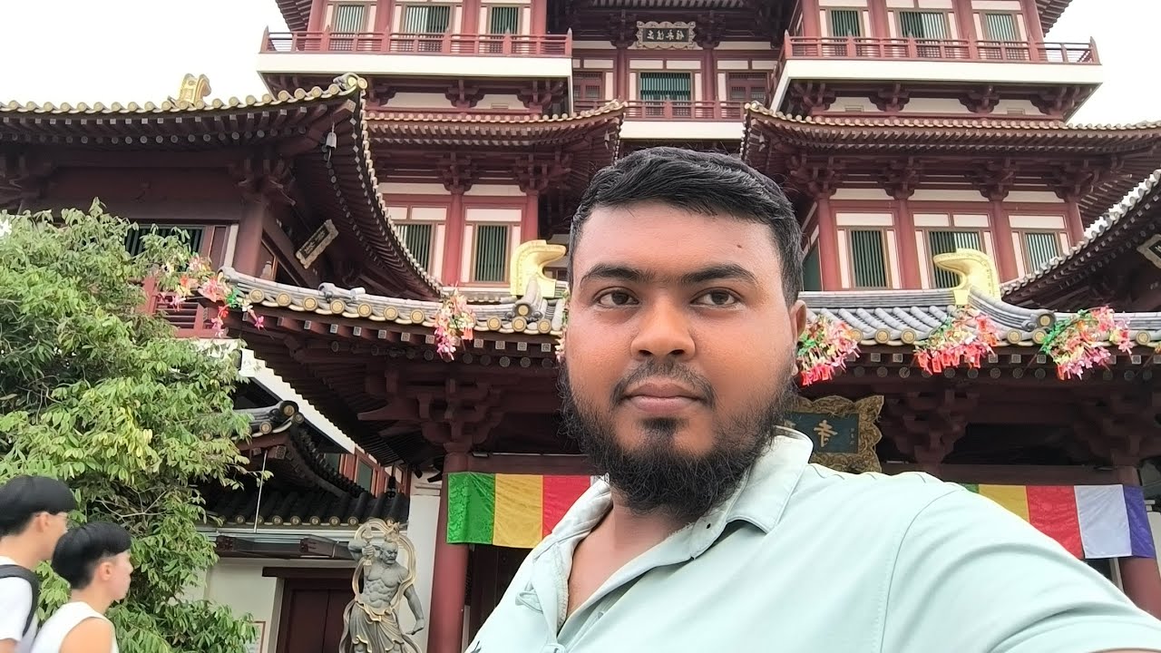 সিঙ্গাপুরে সবচেয়ে বড়ো বৌদ্ধটেম্পল চায়নাটাউন শহরে মনের আনন্দে চলে ...