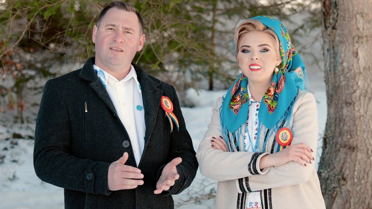 Roxana Ilisie Perian si Mihai Perian - Noi umblam sa colindam (COLINDE ...