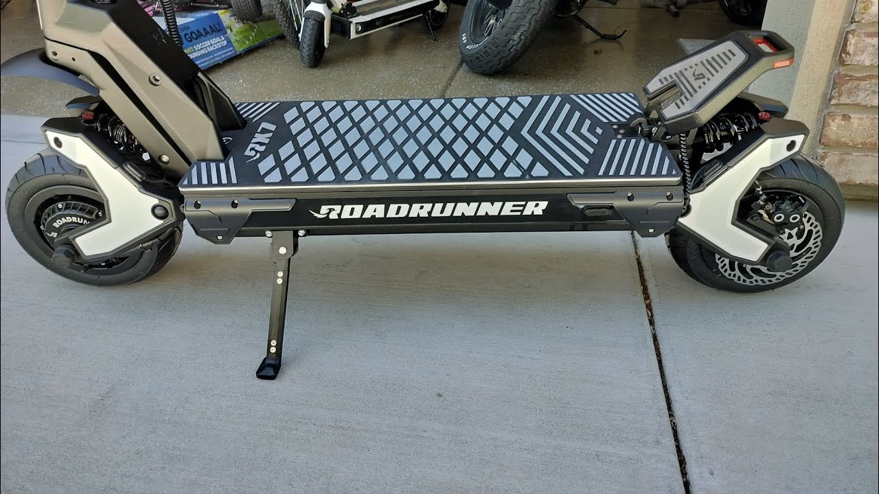Roadrunner RX7 finally arrived - YouTube