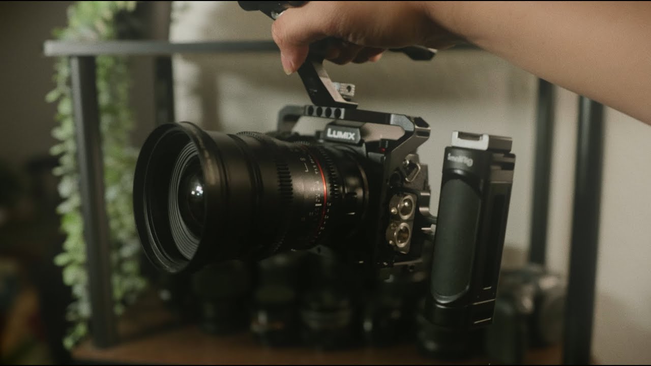 Turn your S5 into a cinema rig with this! [Nitze S5 Cage Review] - YouTube