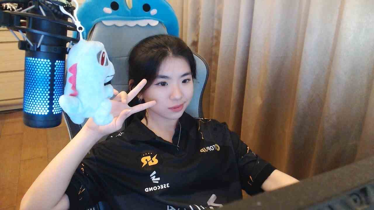 EDG vs GENG | VCT MASTER MADRID & Supermarket Simulator #1 - YouTube