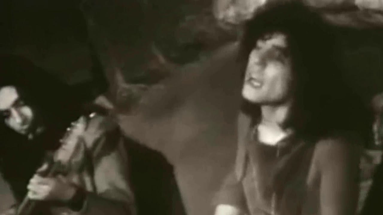 T.REX "Ride A White Swan" - YouTube