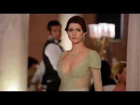Beren Saat doğal güzelliğini konuşturdu