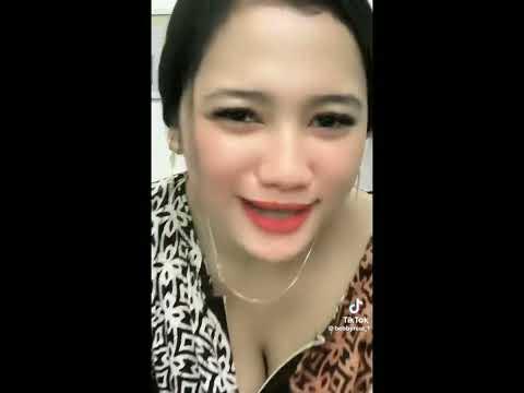 TIKTOK CEWEK SEXI BOBA GEDE MONTOK - YouTube