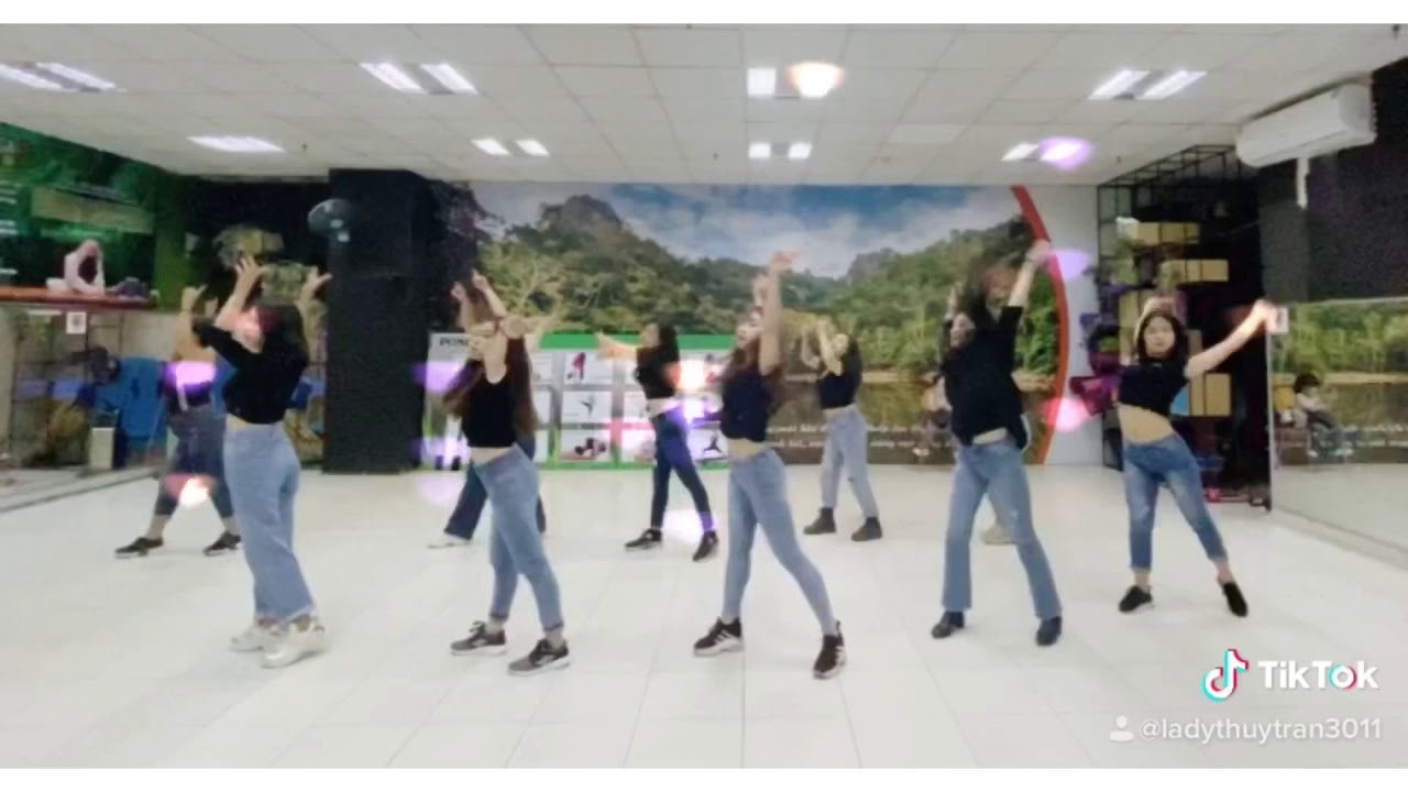 Workshop Đúng cũng thành sai | Dance Cover | BB Dance Studio | Team ...