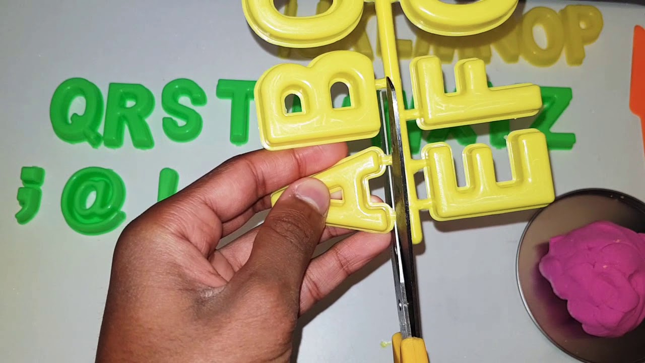 Kinetic sand moulds for alphabetical letters and other symbols. - YouTube