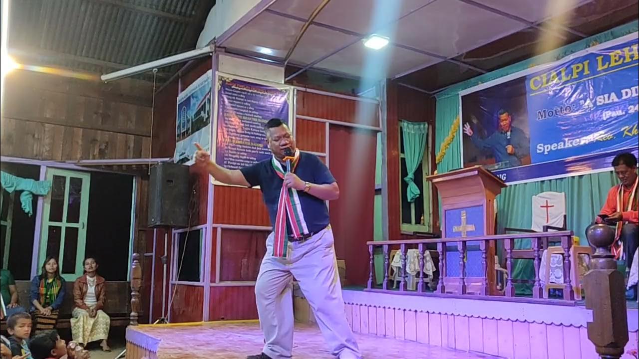 Sia Kham Suan Hang - YouTube