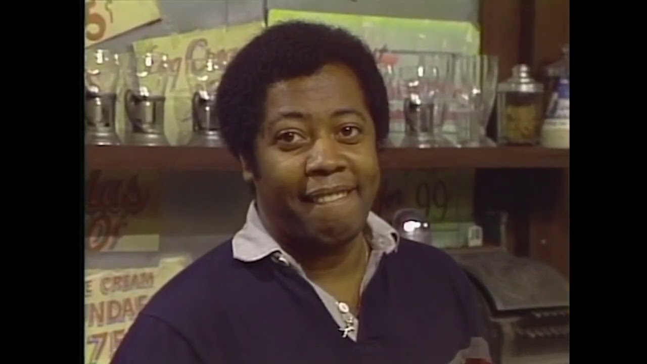 Sesame Street - David prepares breakfast - YouTube