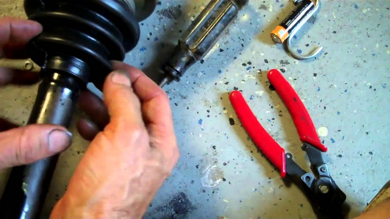 Ferrari 348 CV Boot Change Part 2 - YouTube