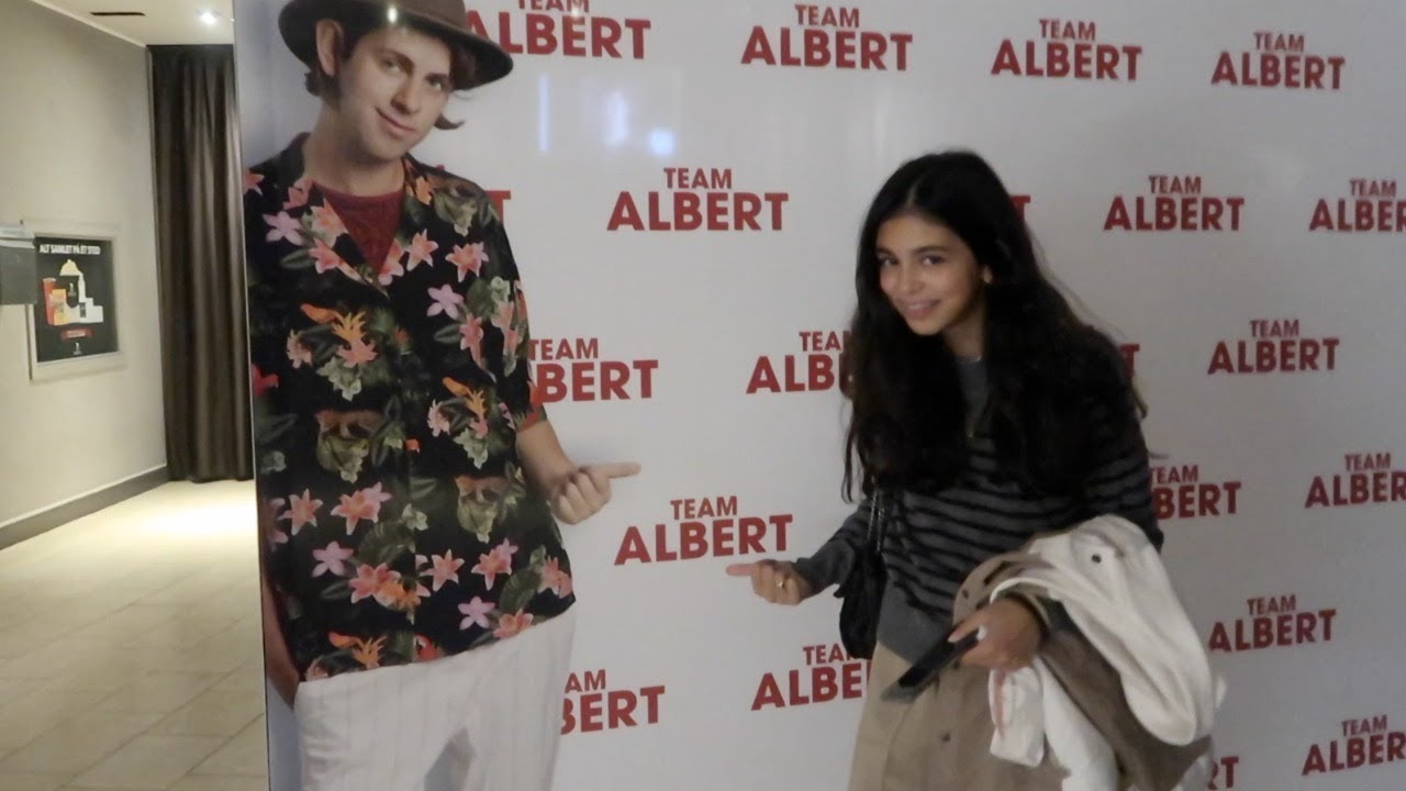 Team Albert gallapremiere & en normal skoledag - VLOG - YouTube