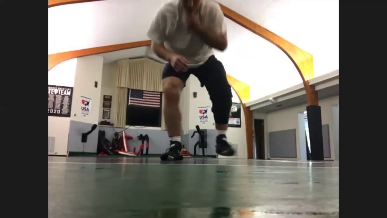 System wrestling: Roll to the attack - YouTube