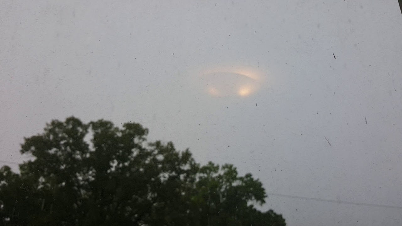 Lightning static on WFTD 1080. - YouTube