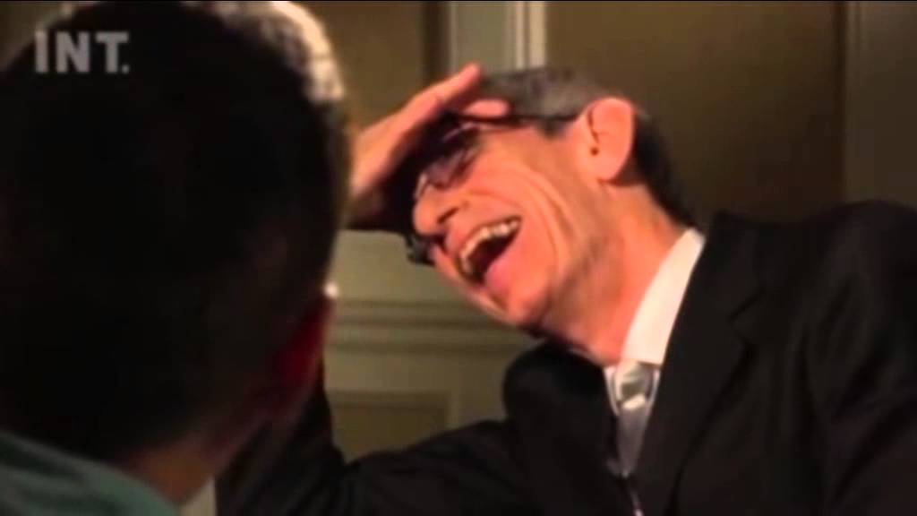 Gilbert Gottfried's Insane Wheezing Laugh! - YouTube