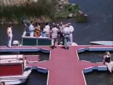 Piranhas (1995) FRENCH DVDRIP