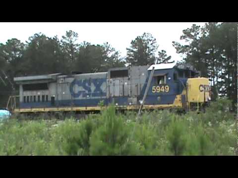 CSX 5949 leads CSX A748 in Fairburn, GA - YouTube