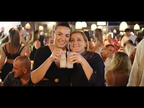 Altın Kadeh Meyhaneleri ile Ülfet’te yeni nesil meyhane keyfini deneyimledik.