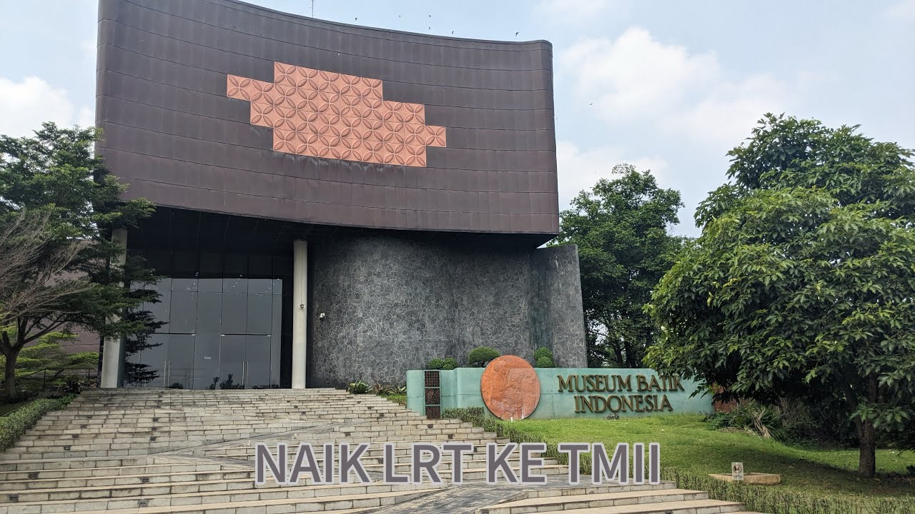 Free shuttle bus, naik LRT ke TMII - YouTube