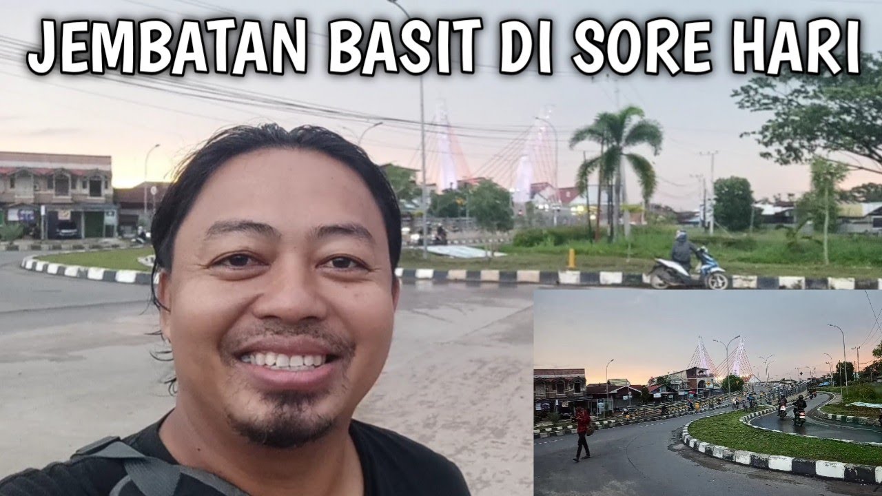 Jembatan Basit Sei Alalak Di Sore Hari Suasananya Indah Dan Ramai - YouTube