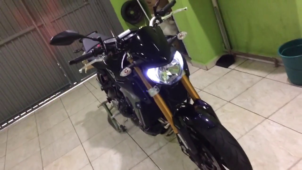 MT 09 led lights - YouTube