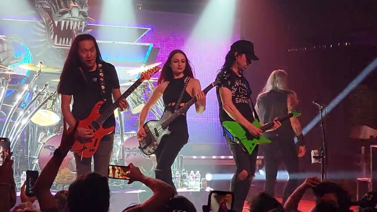 THROUGH THE FIRE AND THE FLAMES DRAGONFORCE LIVE THE GRANADA LAWRENCE ...