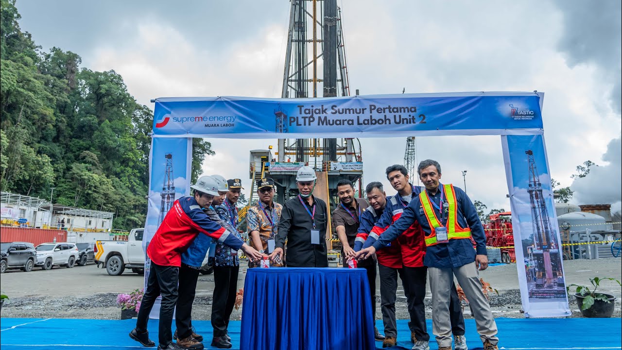 Tajak Sumur Pertama PLTP Muara Laboh Unit 2 - YouTube