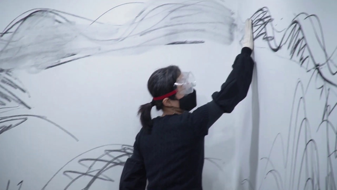 [Yun-hee Huh Drawing Performance] 허윤희 드로잉 퍼포먼스- 어둠은 환히 빛나고/ 유리거울 2018 ...